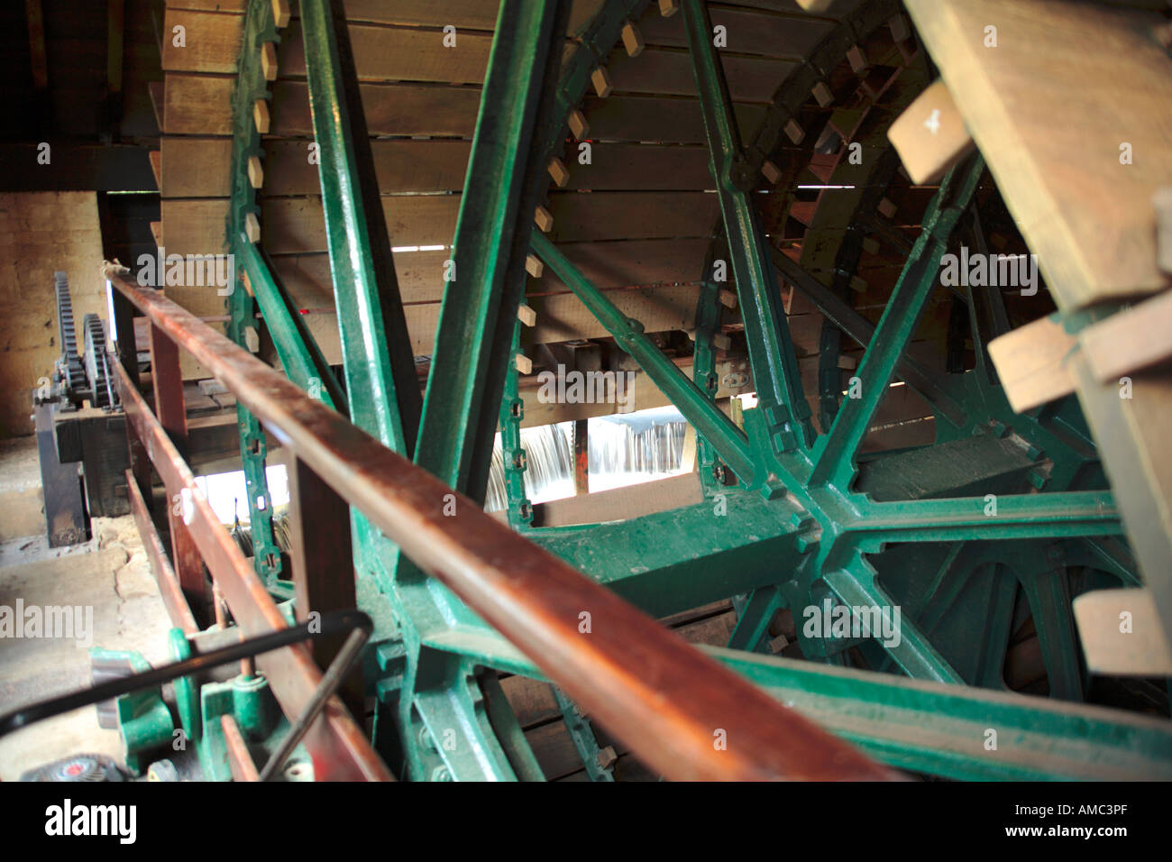 Water wheel, Claverton Pumping Station, Kennet and Avon Canal, Bath ...