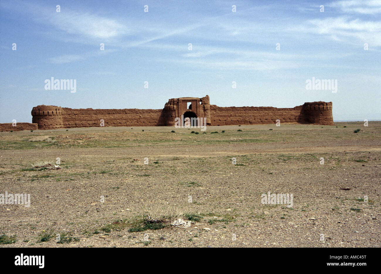 Dasht-e-Lot desert with medieval caravanserai Iran Stock Photo - Alamy