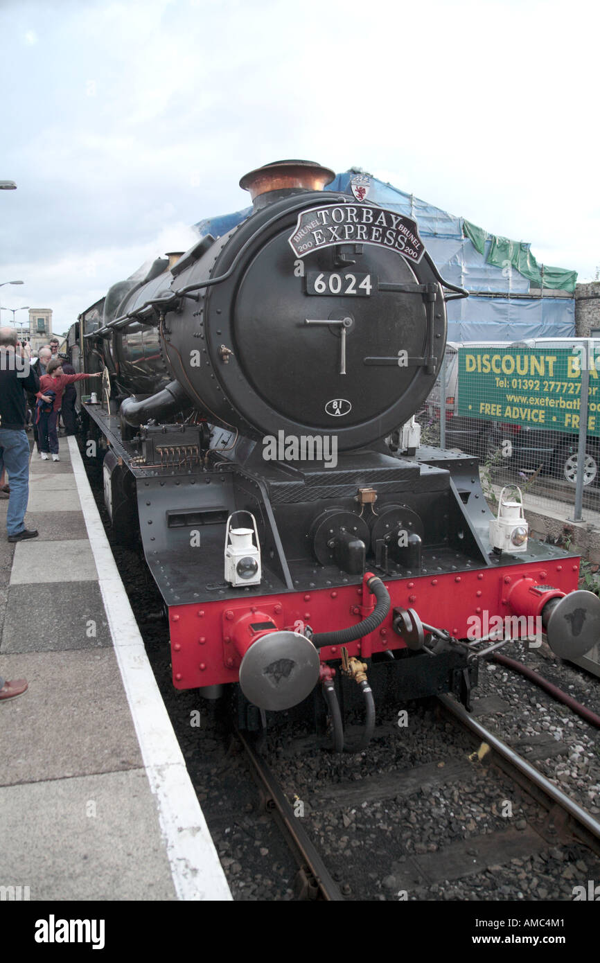 6024 King Edward I steam locomotive pulling The Torbay Express Stock ...