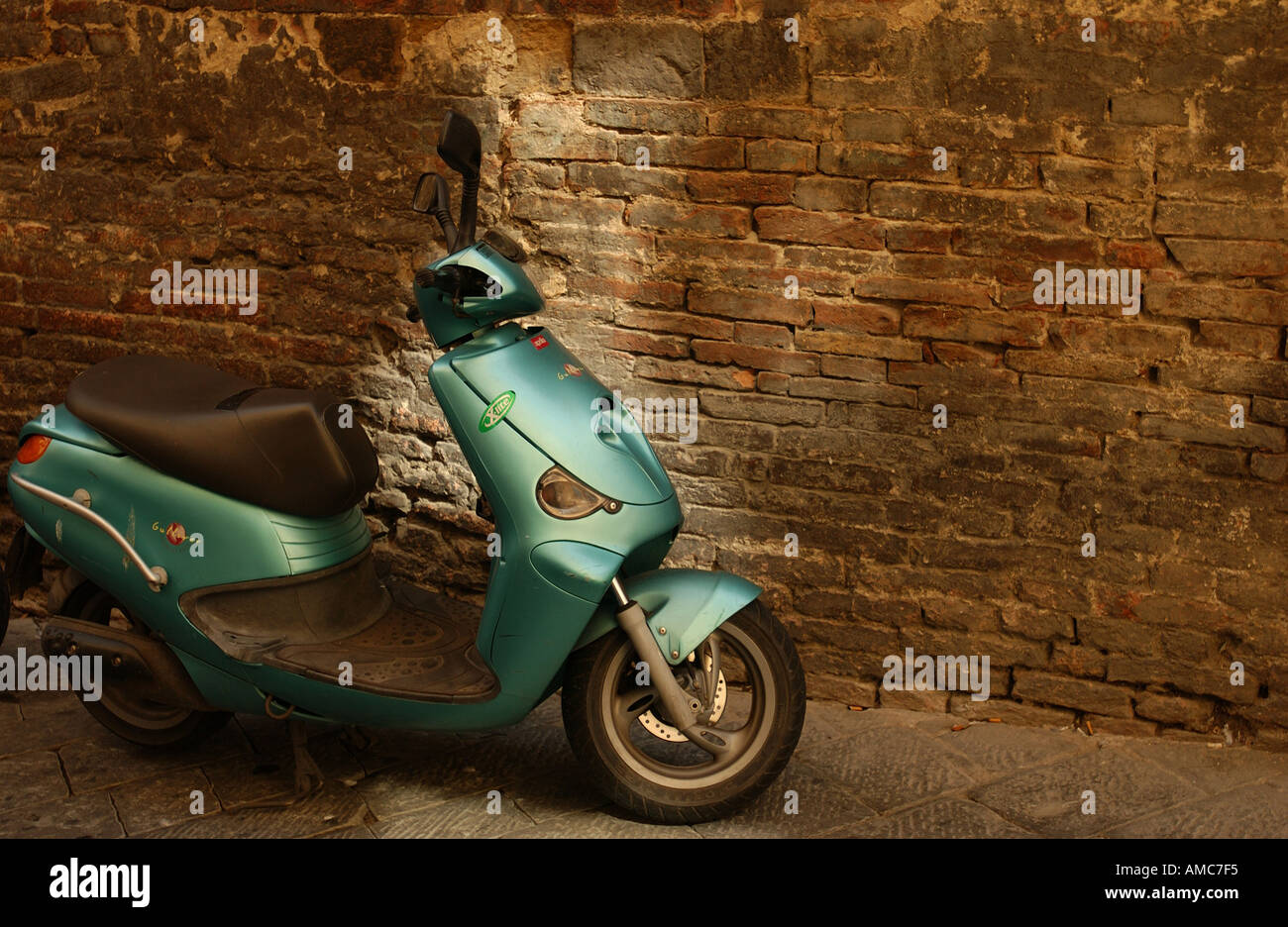 Siena scooters hi-res stock photography and images - Alamy