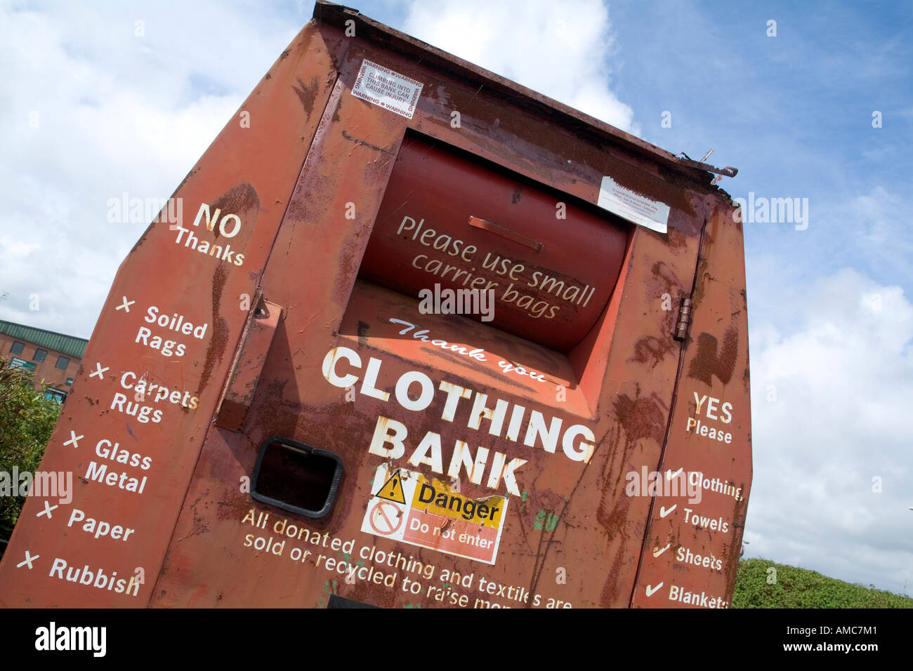 Clothing bank in the UK raising funds for The British Heart Foundation ...