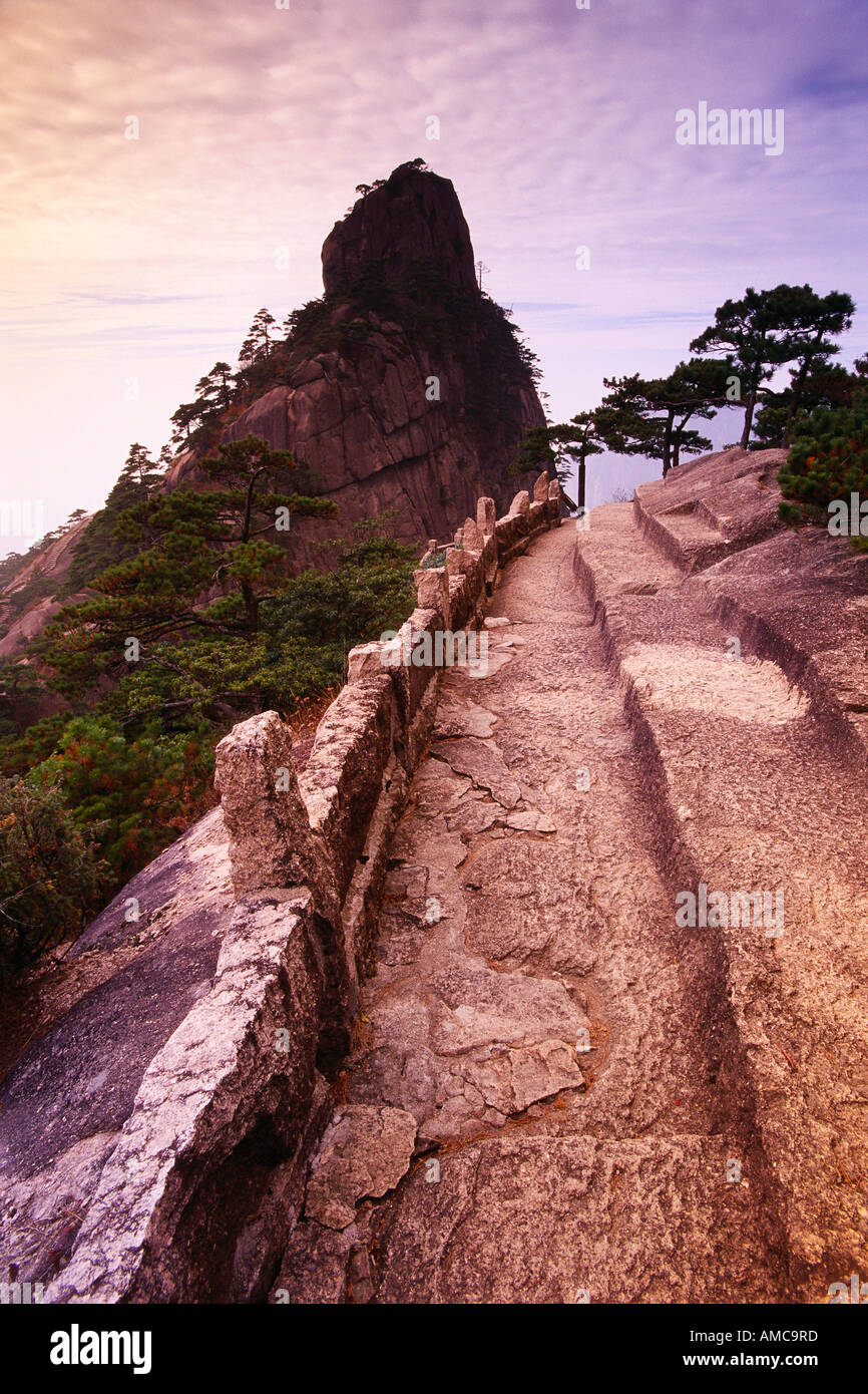 Footpath, Mount Huangshan, Anhui Province, China Stock Photo - Alamy