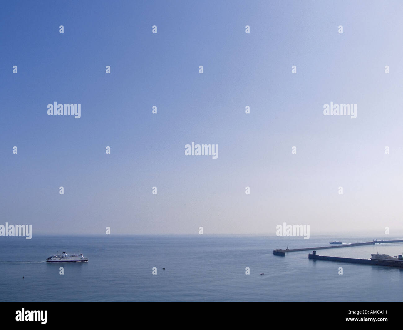 kent ferries english channel view from the white cliffs of dover Stock ...