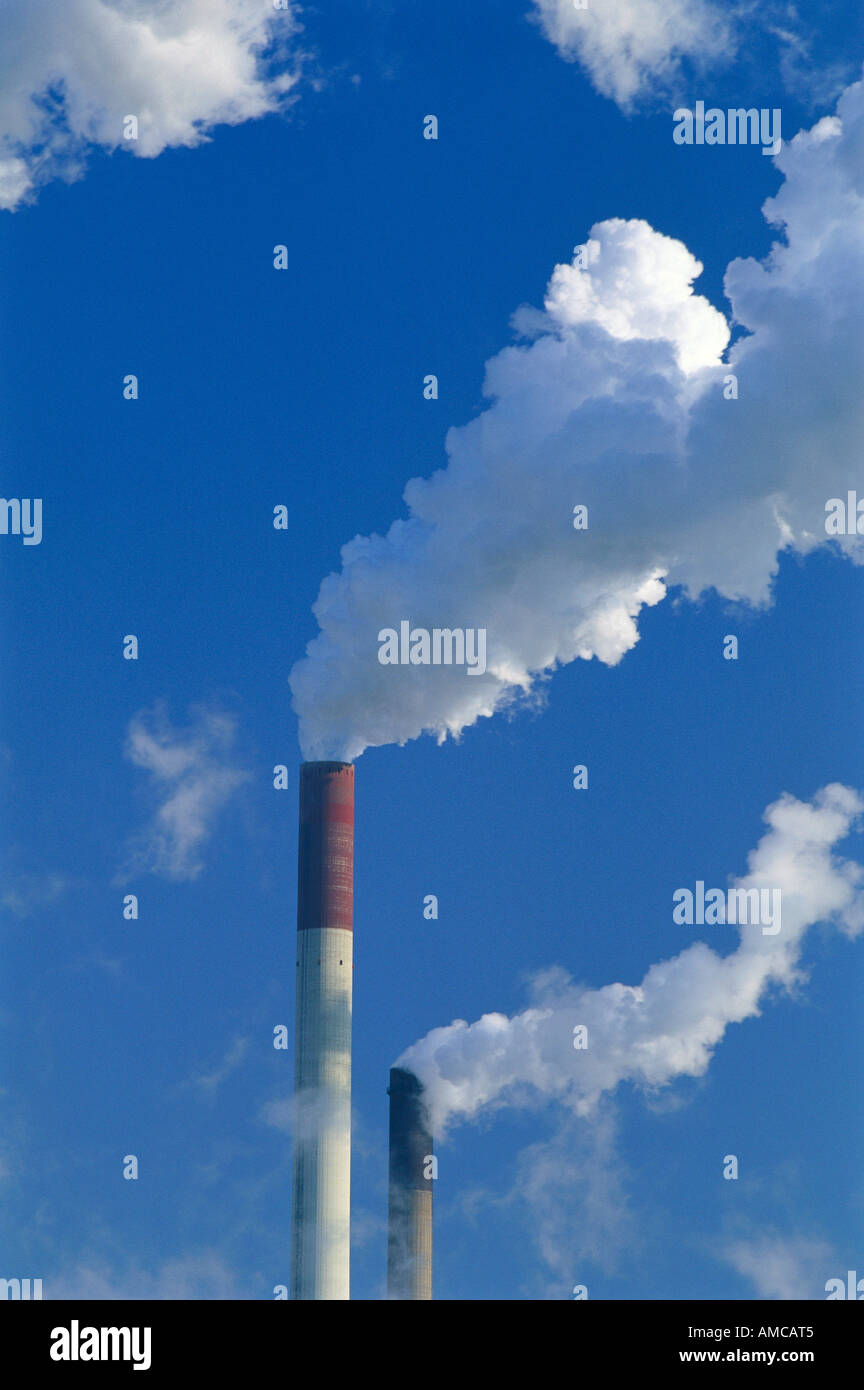 Particulate matter and factory hi-res stock photography and images - Alamy