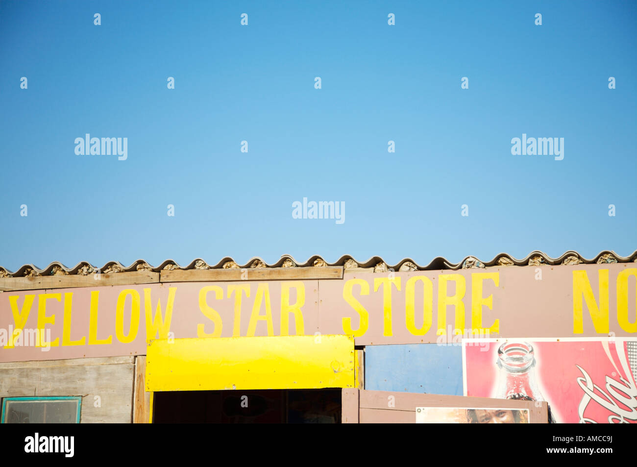 Hand painted shop front hi-res stock photography and images - Alamy