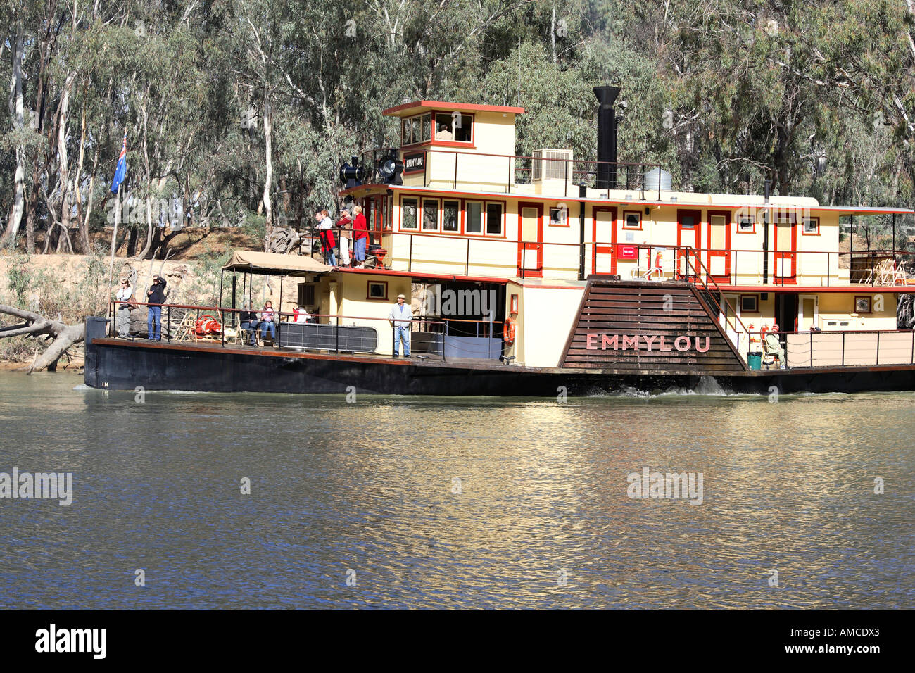 Paddle-steamer Emmylou, cruising the Murray river near the historic ...