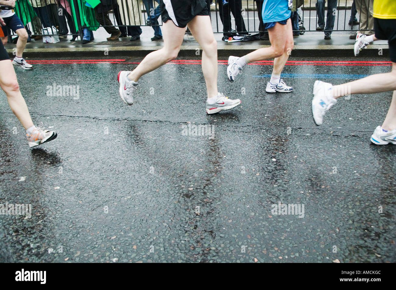 legs and feet of runners at the london marathon Stock Photo - Alamy
