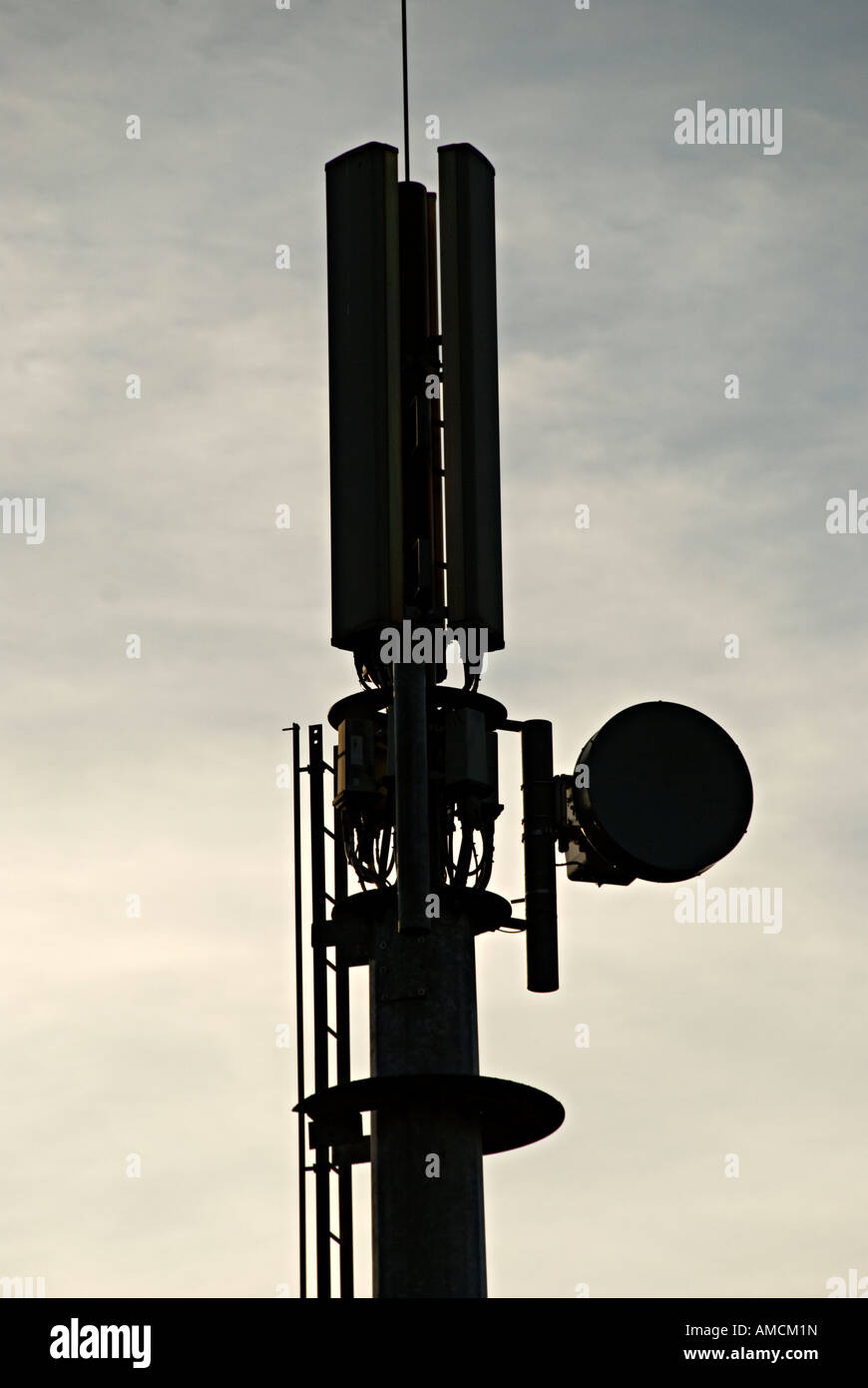 Telephone mast america hi-res stock photography and images - Alamy