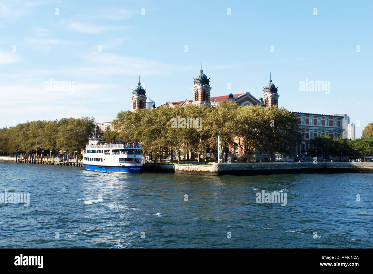 U s immigration new york harbor hi-res stock photography and images - Alamy