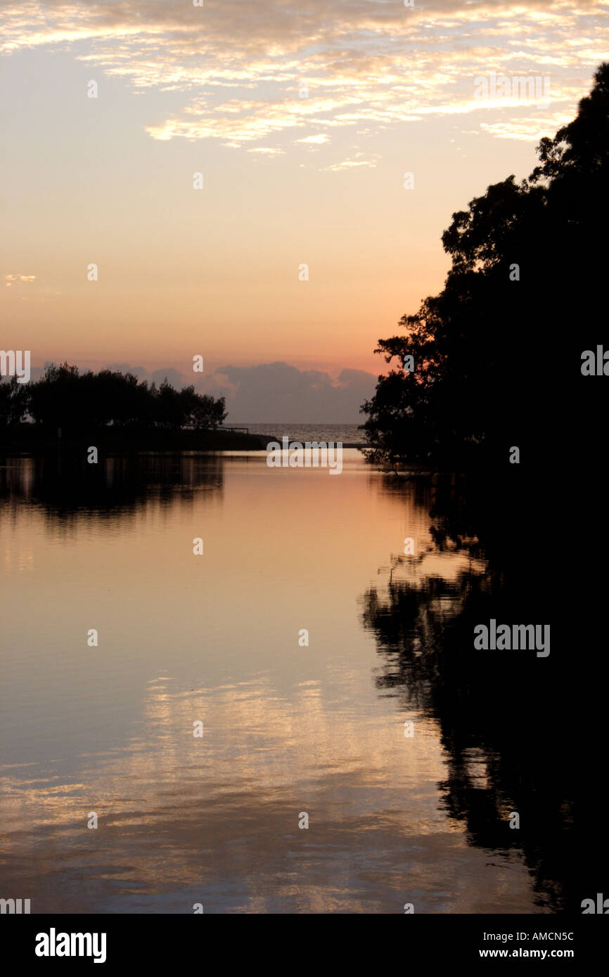 Australia morning glory cloud hi-res stock photography and images - Alamy