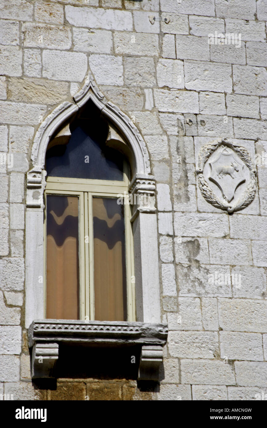Roman influenced Palladian window Stock Photo - Alamy