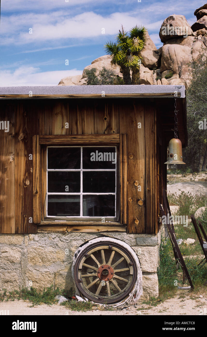Old wheel and a house at Keys Ranch in Joshua Tree National Park ...