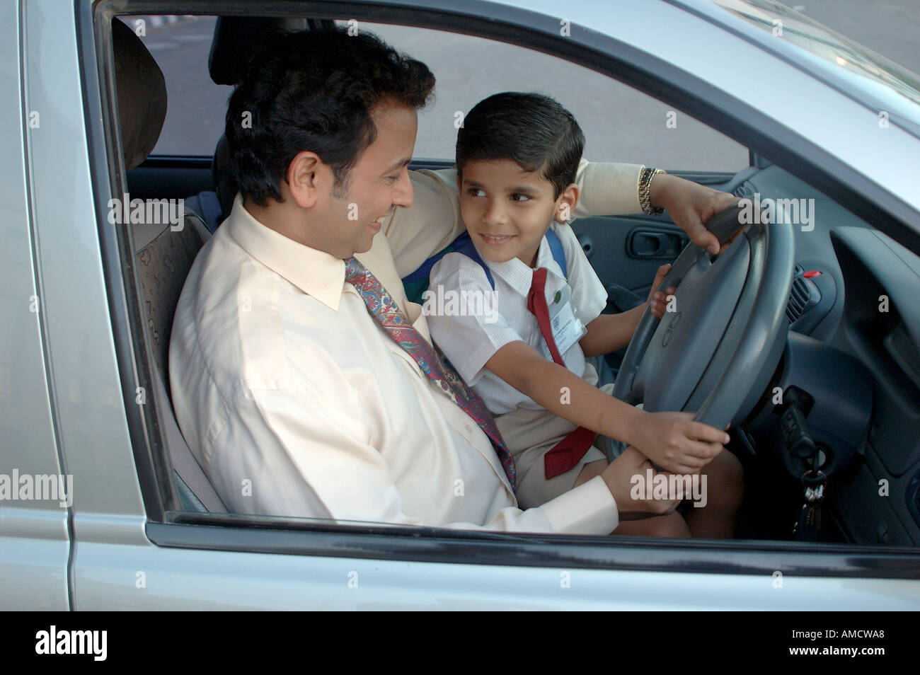 Driving school india hi-res stock photography and images - Alamy