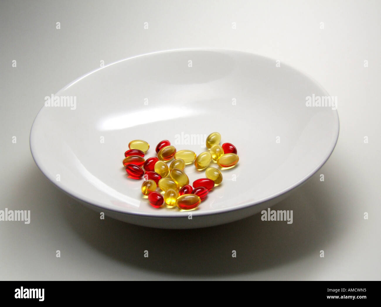 Kapsel medikament hi-res stock photography and images - Alamy