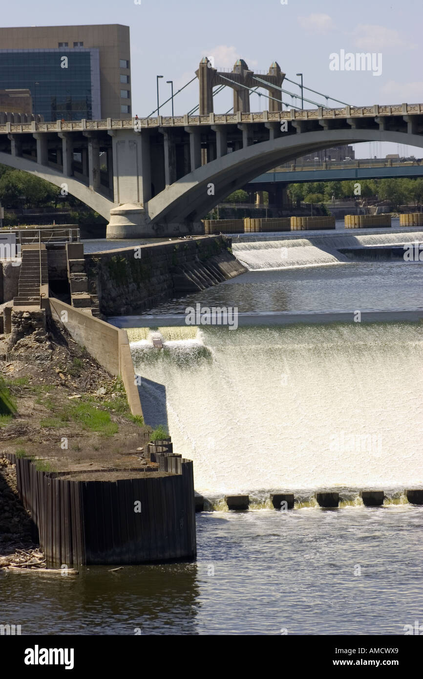 St anthony falls hi-res stock photography and images - Alamy