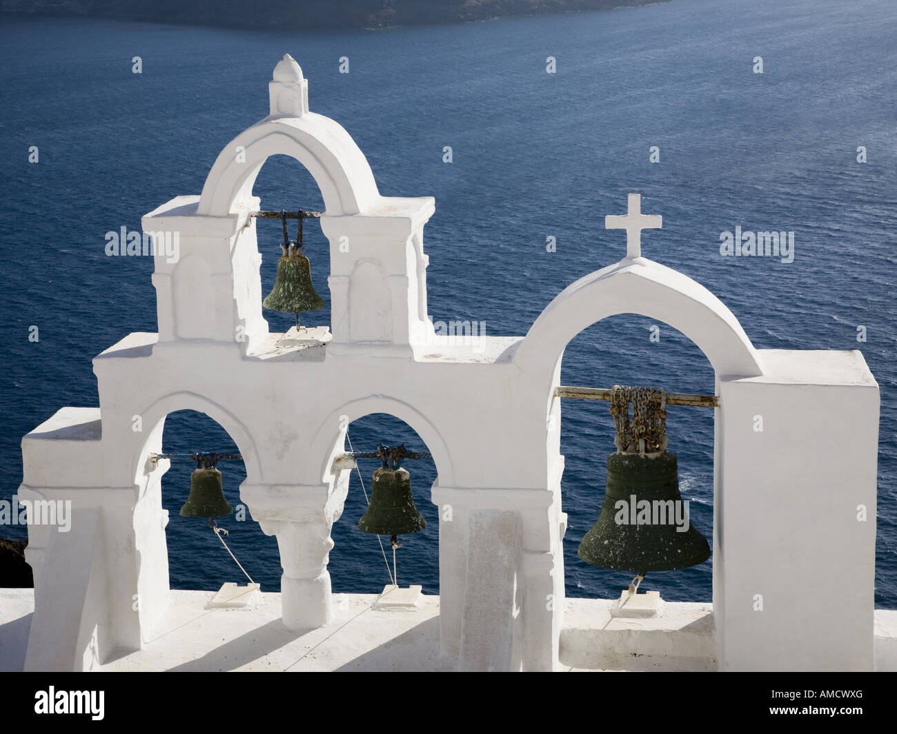 Ships bells hi-res stock photography and images - Alamy