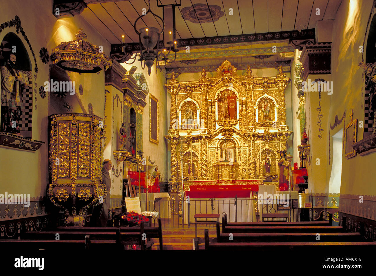 Elk249 2092 Mission San Juan Capistrano 1776 Serra Chapel 1777 nave ...