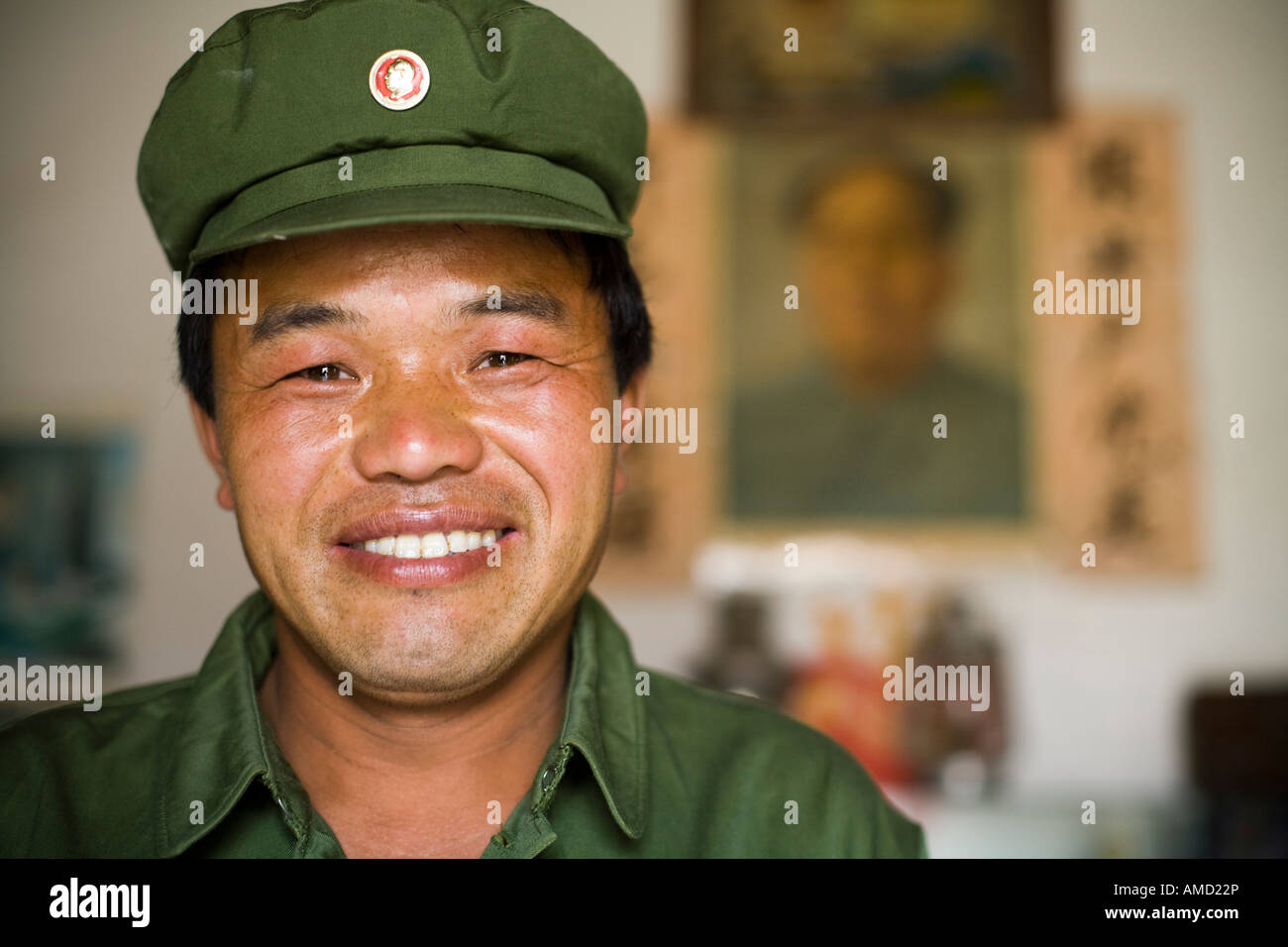 Man in military uniform smiling Stock Photo - Alamy
