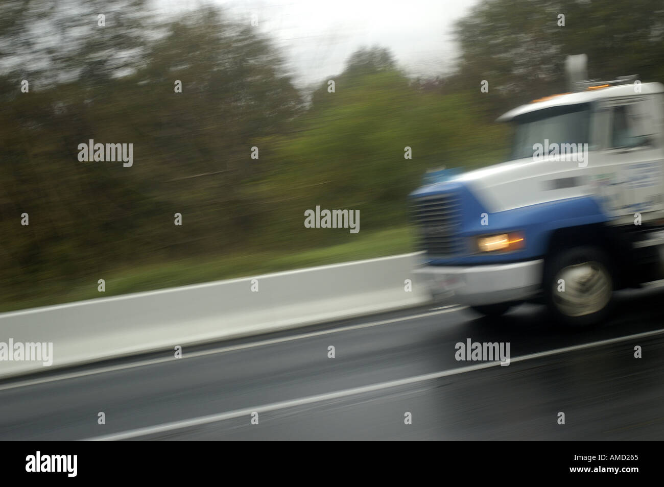 Outside view from moving vehicle highway road sign Stock Photo - Alamy