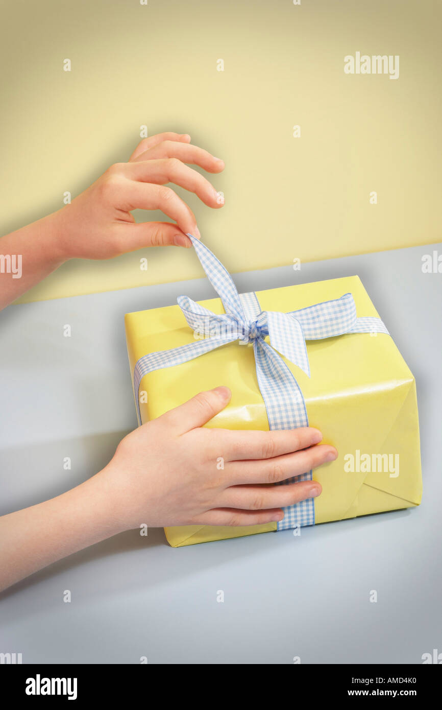 Human Hands Opening Box High Resolution Stock Photography and Images ...