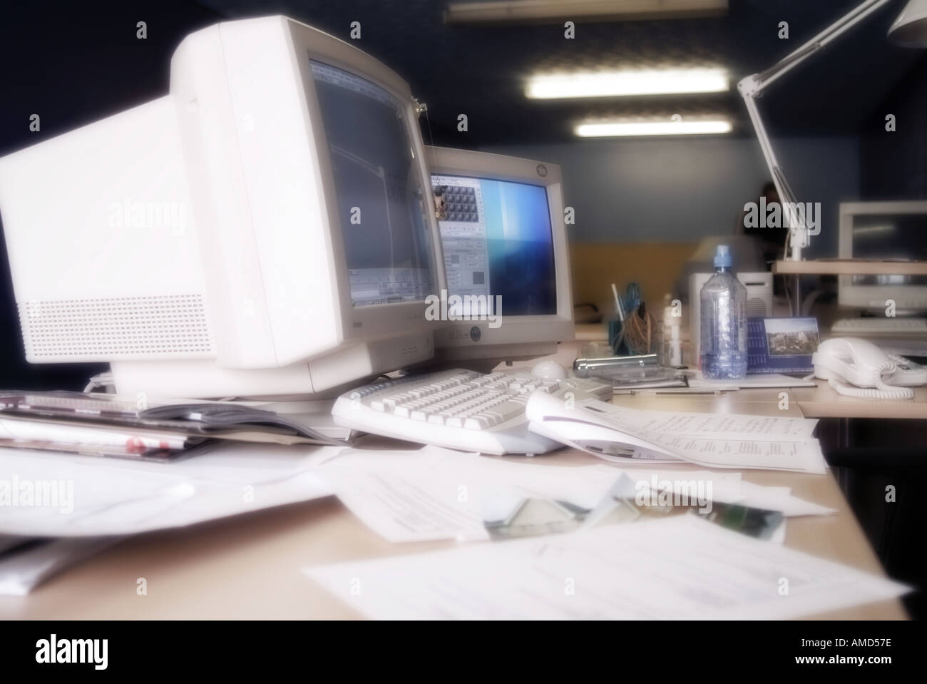 Clutter junk pc hi-res stock photography and images - Alamy