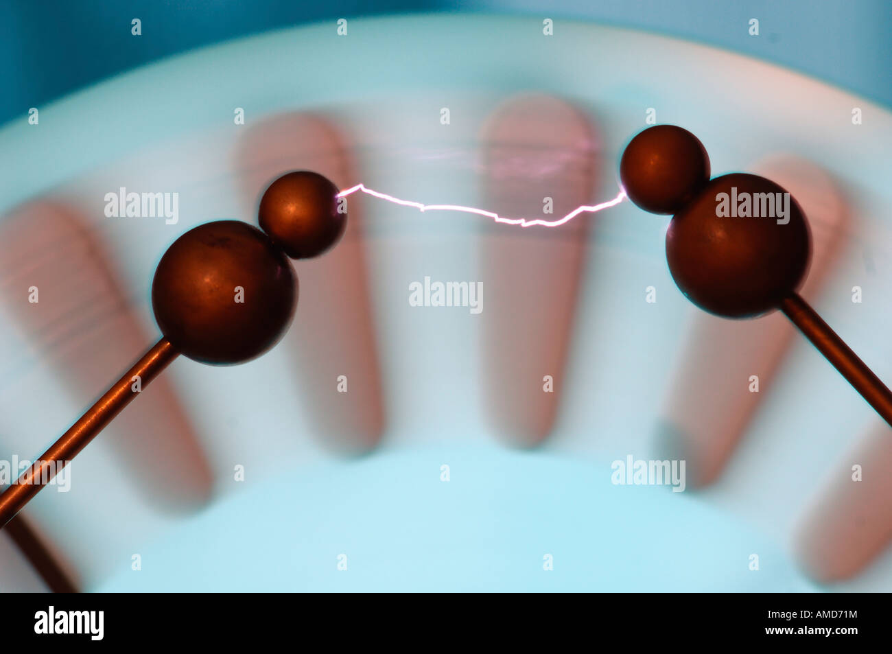 Wimshurst electrostatic machine Stock Photo - Alamy
