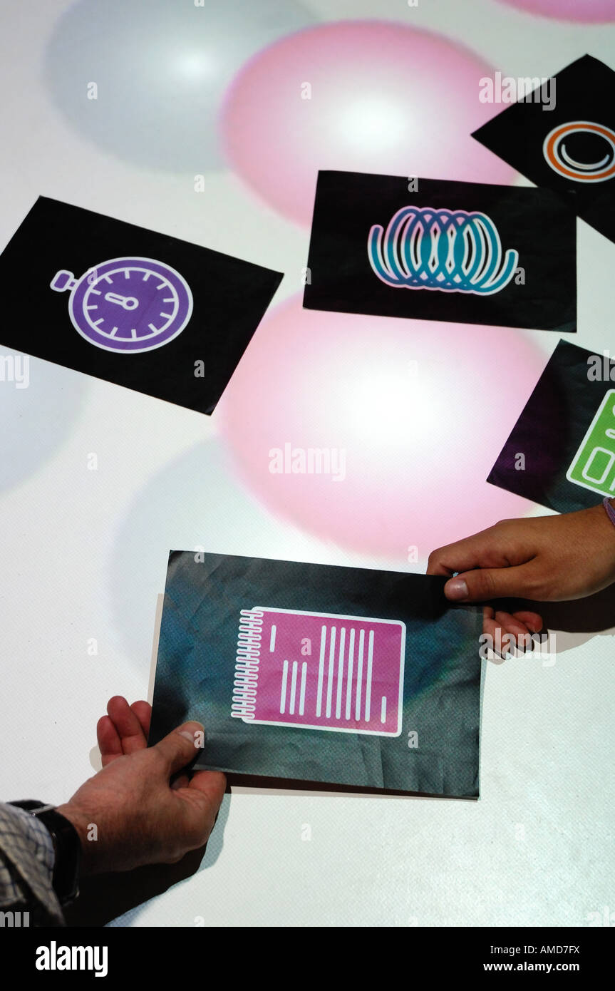 Science of color hi-res stock photography and images - Alamy