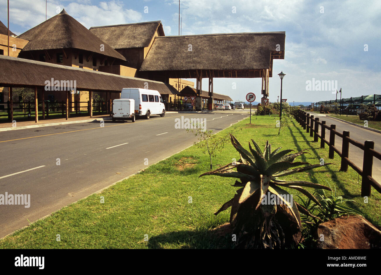 Kruger mpumalanga international airport hi-res stock photography and ...