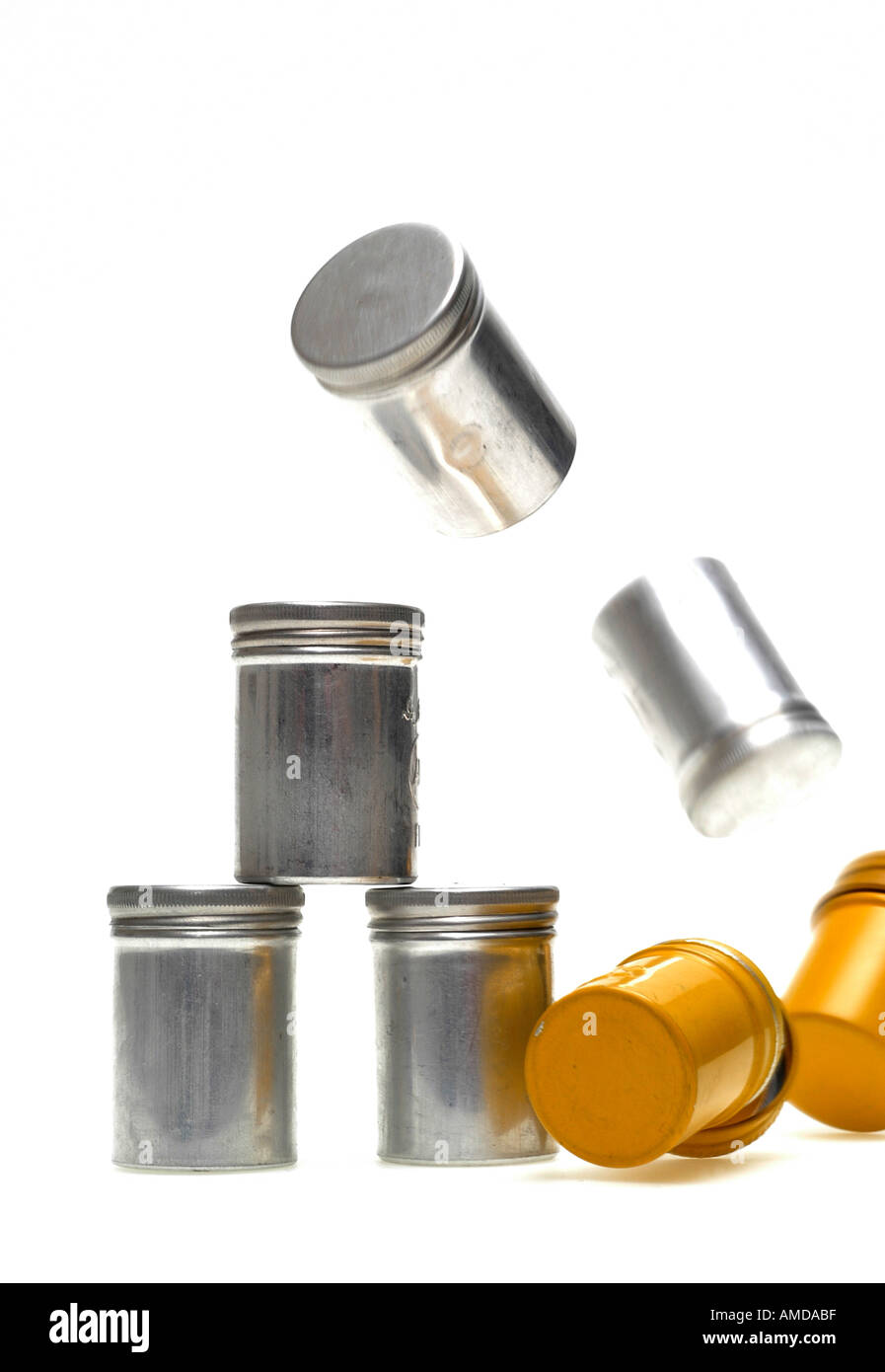 metal cans, collapse Stock Photo - Alamy