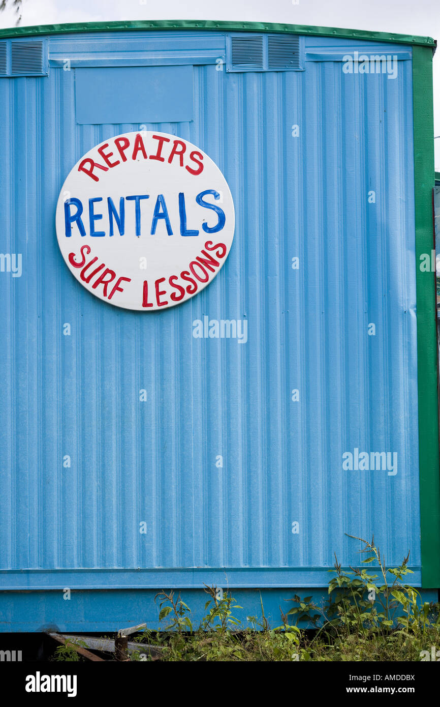 Surf rentals hi-res stock photography and images - Alamy