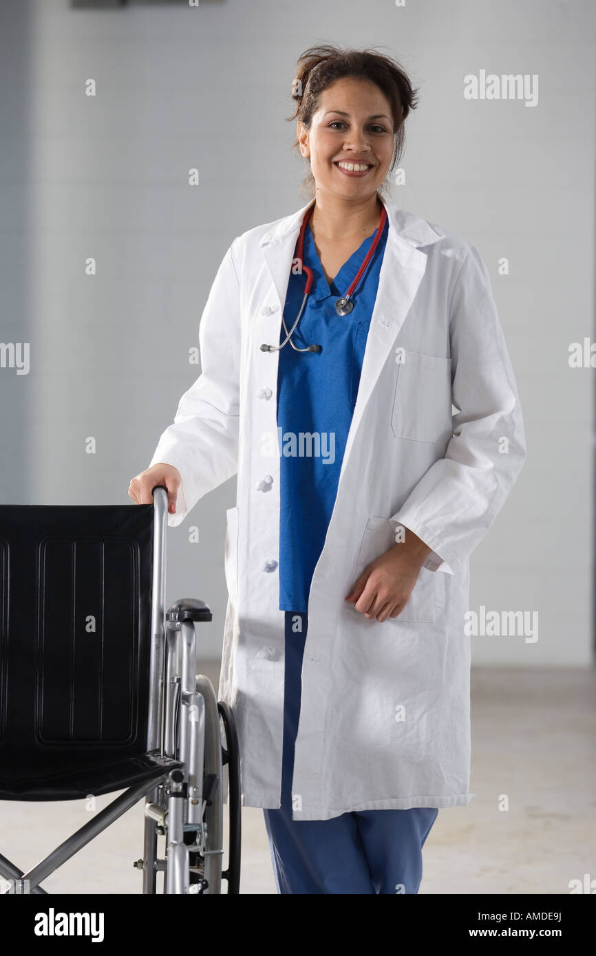 Doctor portraiture hi-res stock photography and images - Alamy