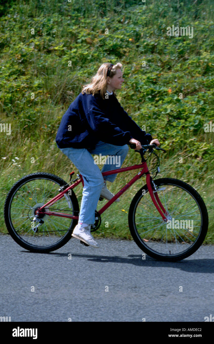 Teenage girl on a mountain bike, England, UK Stock Photo - Alamy