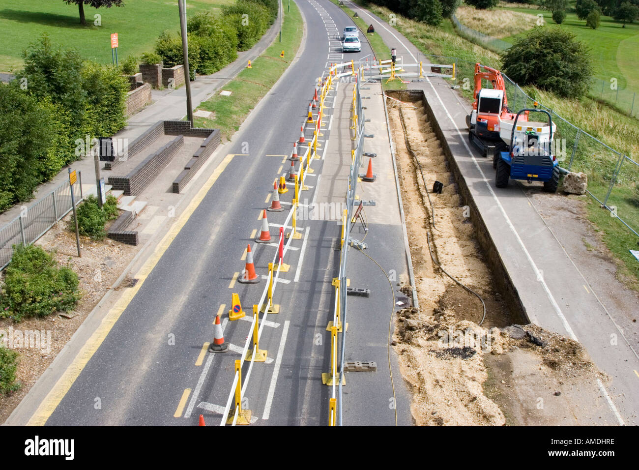 Roadworks and traffic control Stock Photo - Alamy