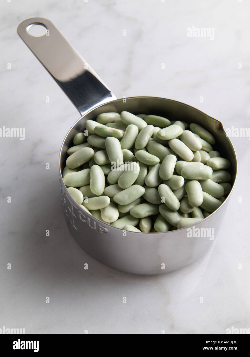 Dried flageolet beans hi-res stock photography and images - Alamy