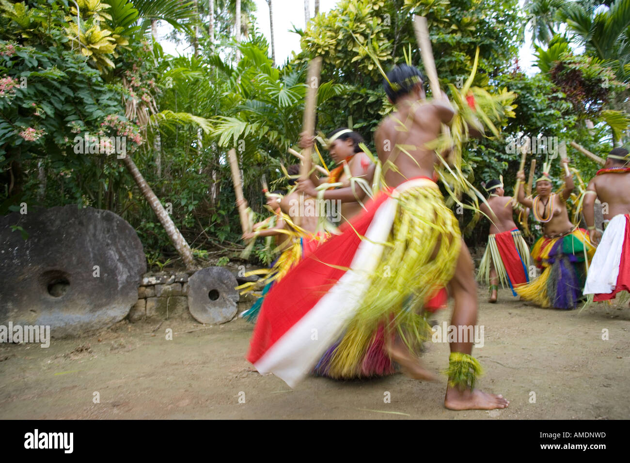 Yap dance hi-res stock photography and images - Alamy