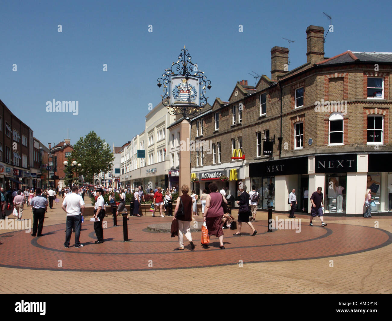 English police woman female community hi-res stock photography and ...