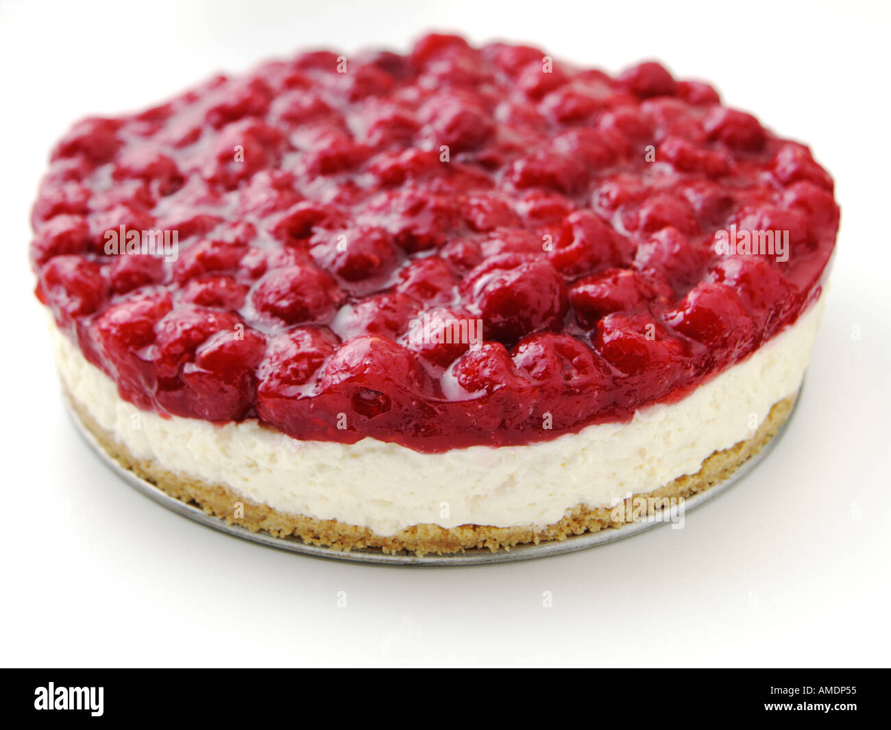 Family sized raspberry cheesecake hi-res stock photography and images ...