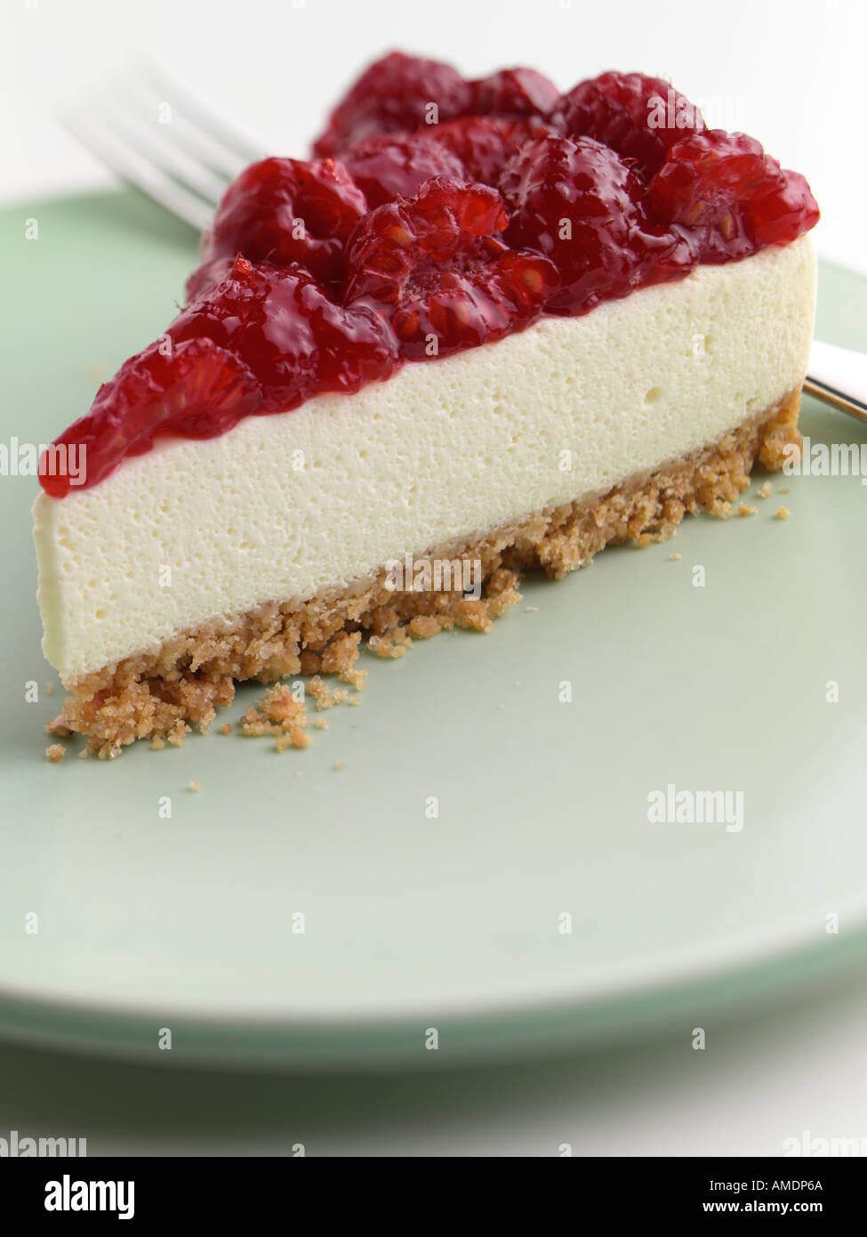 Individual slice raspberry cheesecake hi-res stock photography and ...