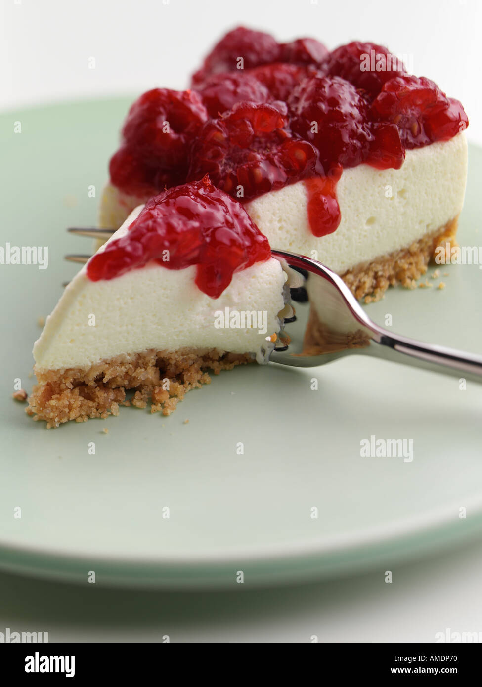 Individual slice raspberry cheesecake hi-res stock photography and ...