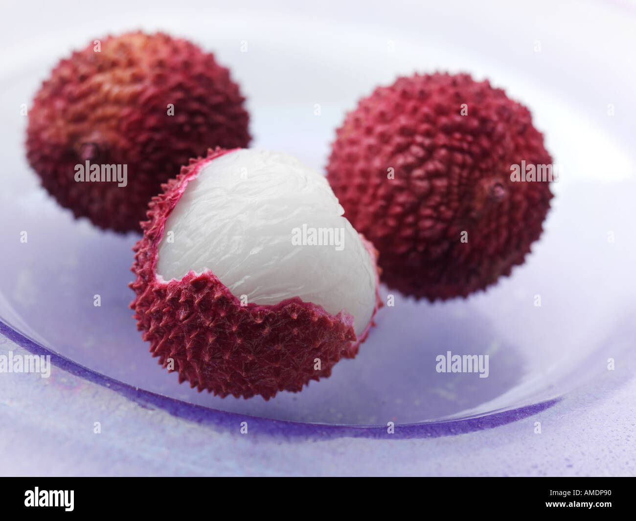 Lychees with shell hi-res stock photography and images - Alamy