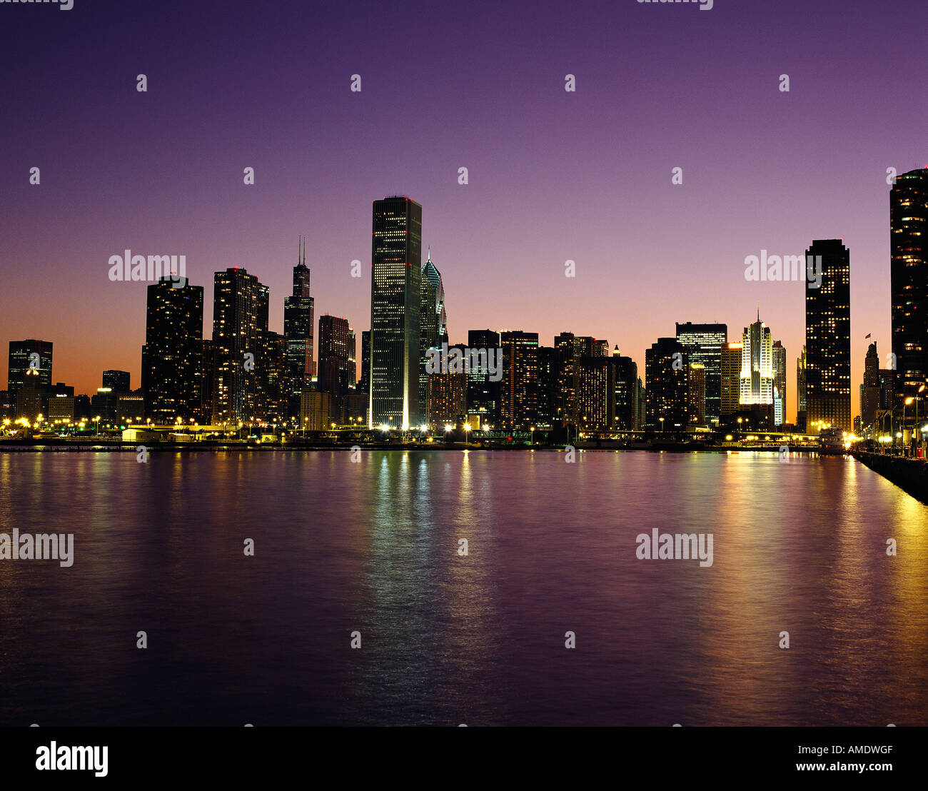 Skyling hi-res stock photography and images - Alamy