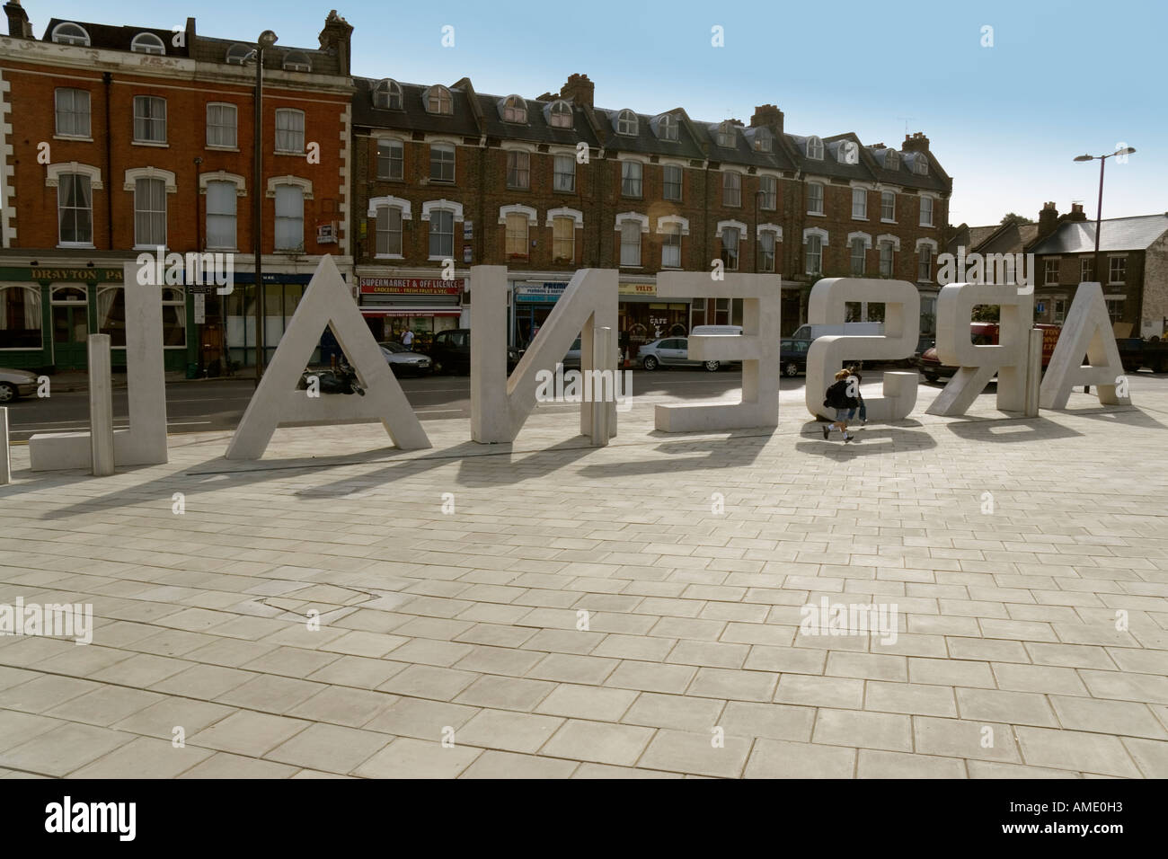 Arsenal letters emirates stadium hi-res stock photography and images ...