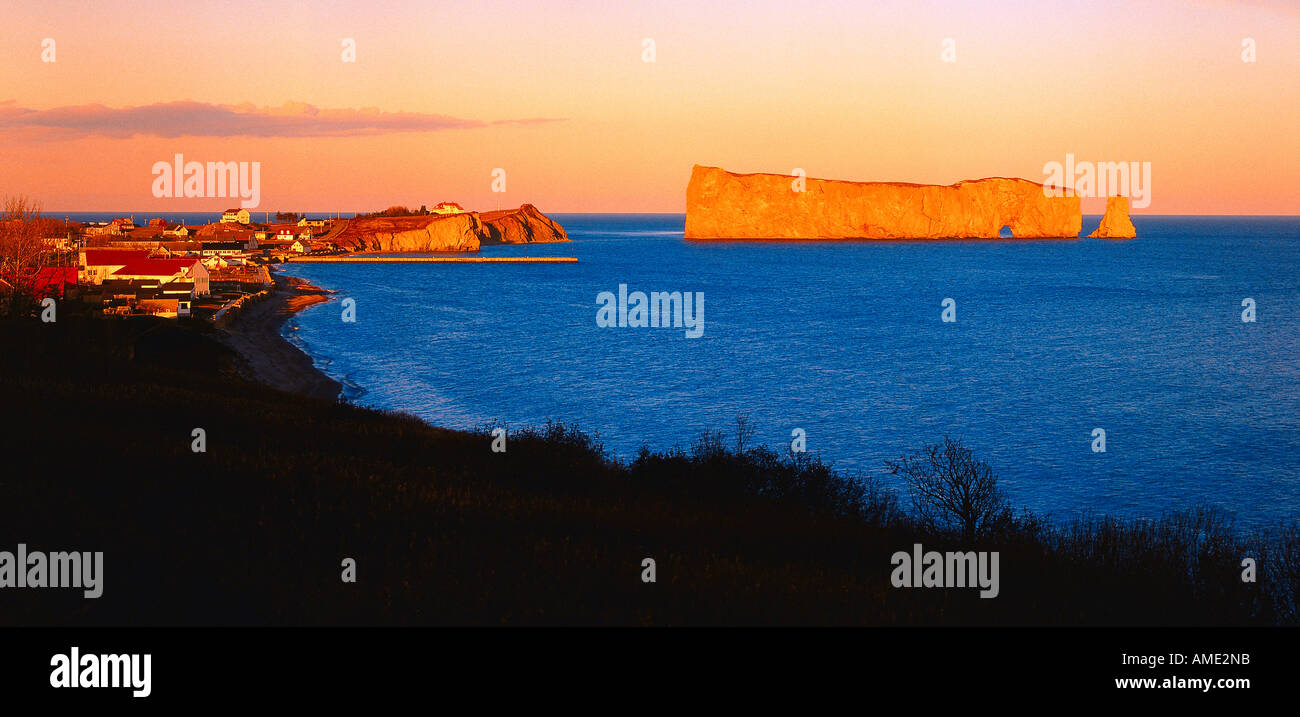Perce rock gaspe quebec sunset hi-res stock photography and images - Alamy