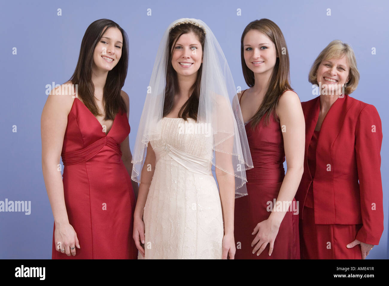 Mother of the bride hi-res stock photography and images - Alamy