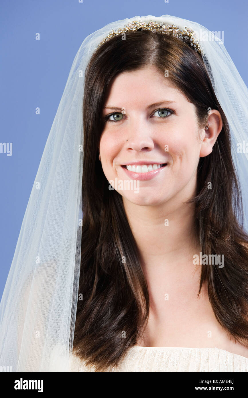 Portrait of a bride smiling Stock Photo - Alamy