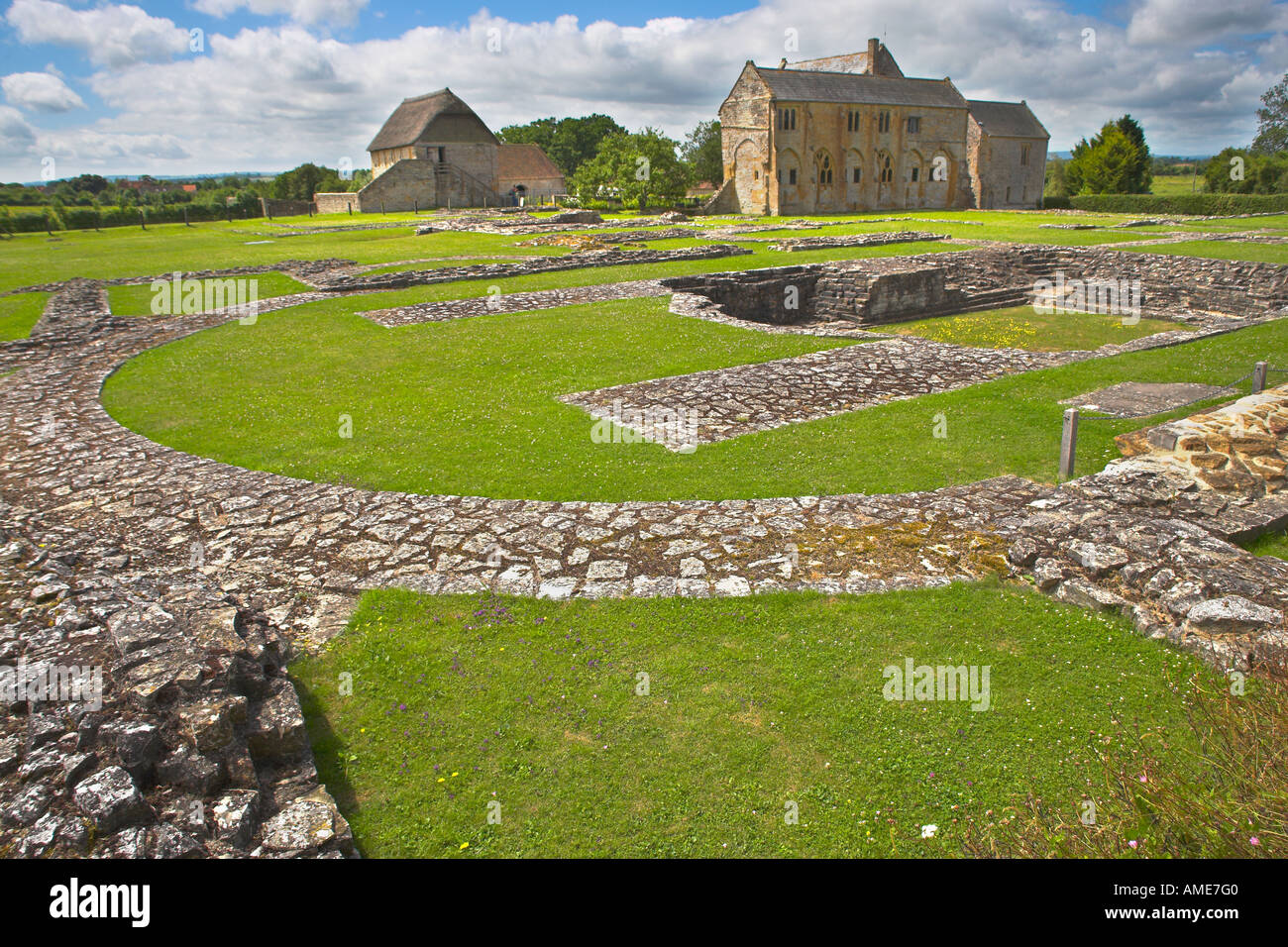 Muchelney abbey hi-res stock photography and images - Alamy