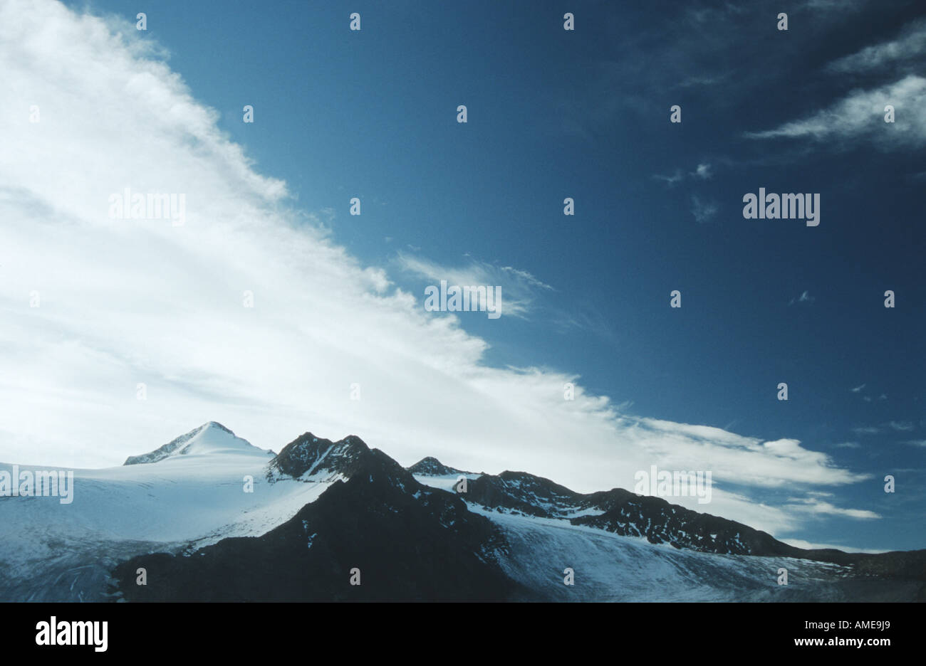 Similaun mountain top hi-res stock photography and images - Alamy