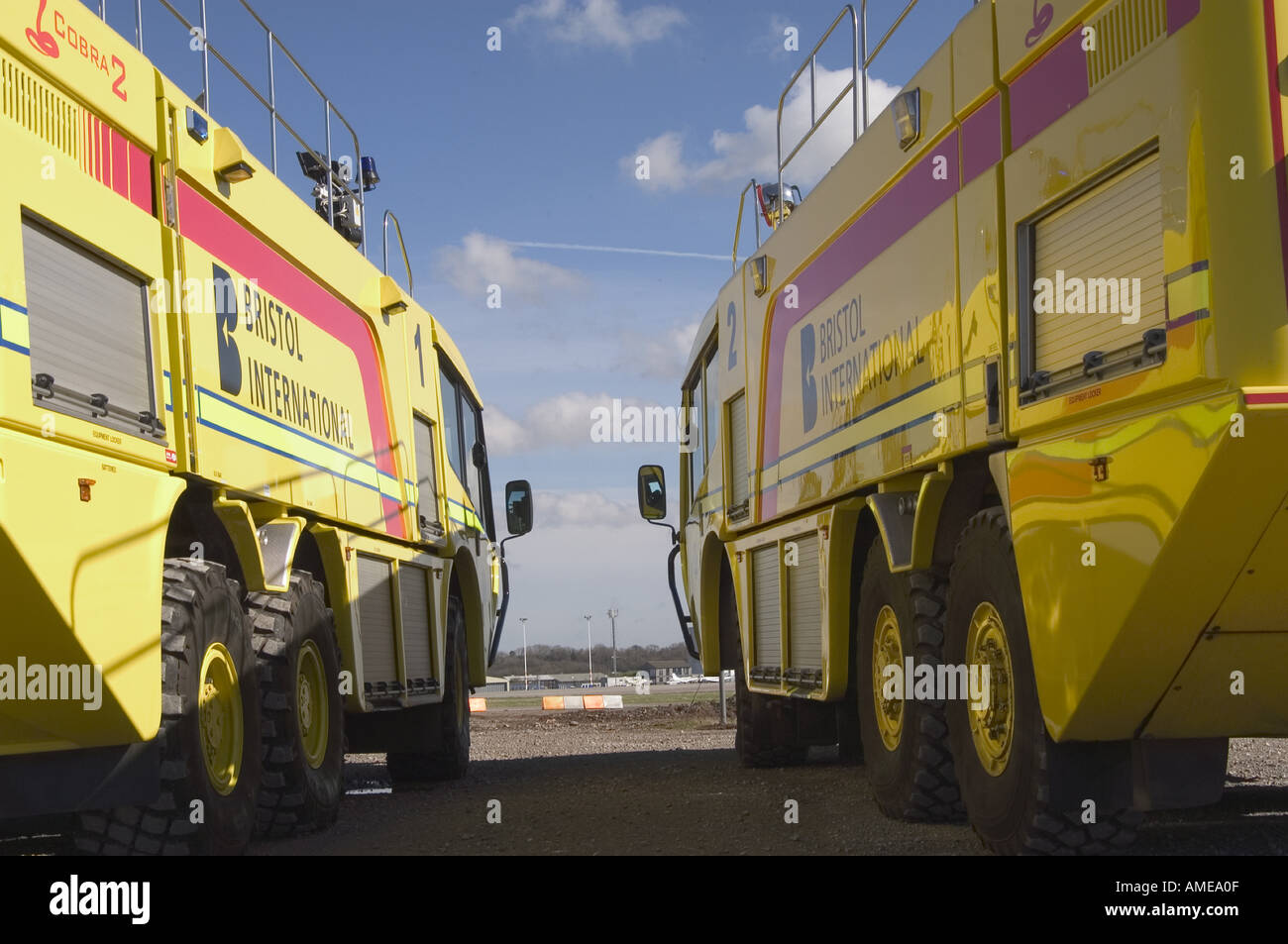 Six wheel fire engine hi-res stock photography and images - Alamy