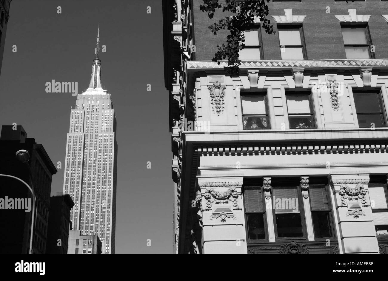 New york city tallest buildings Black and White Stock Photos & Images ...