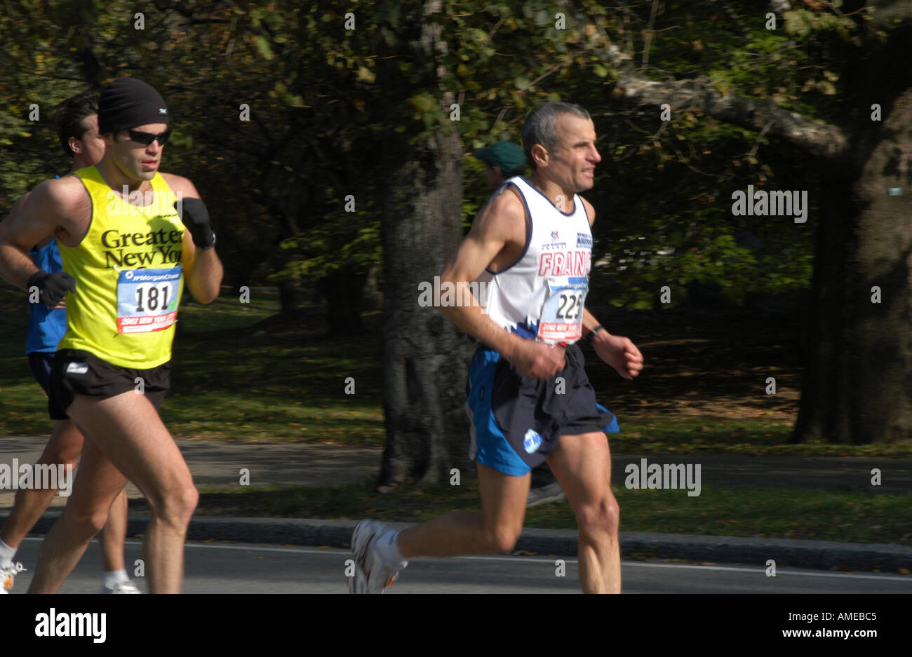 New york city marathon crowds hi-res stock photography and images - Alamy